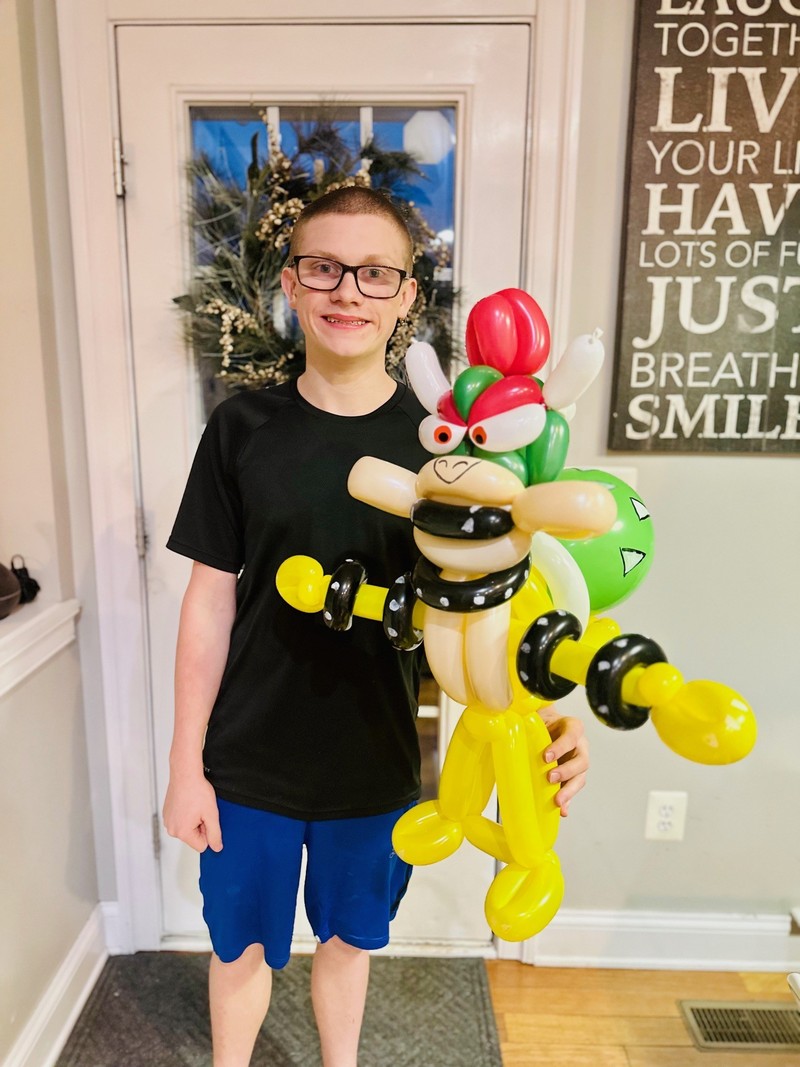 Brennan's Balloon Animals - Let's Twist!