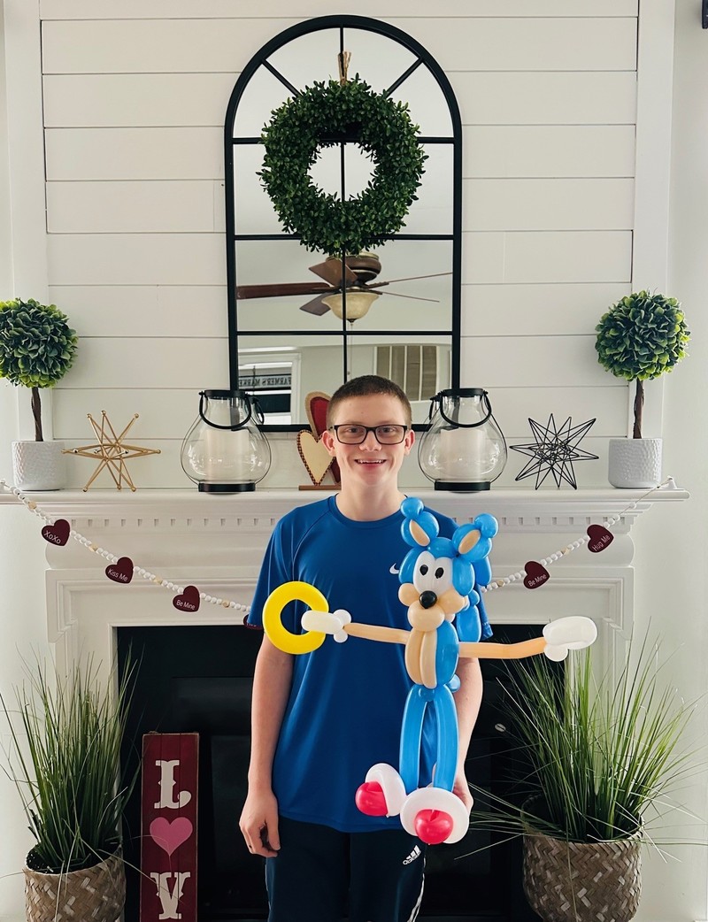 Brennan's Balloon Animals - Let's Twist!