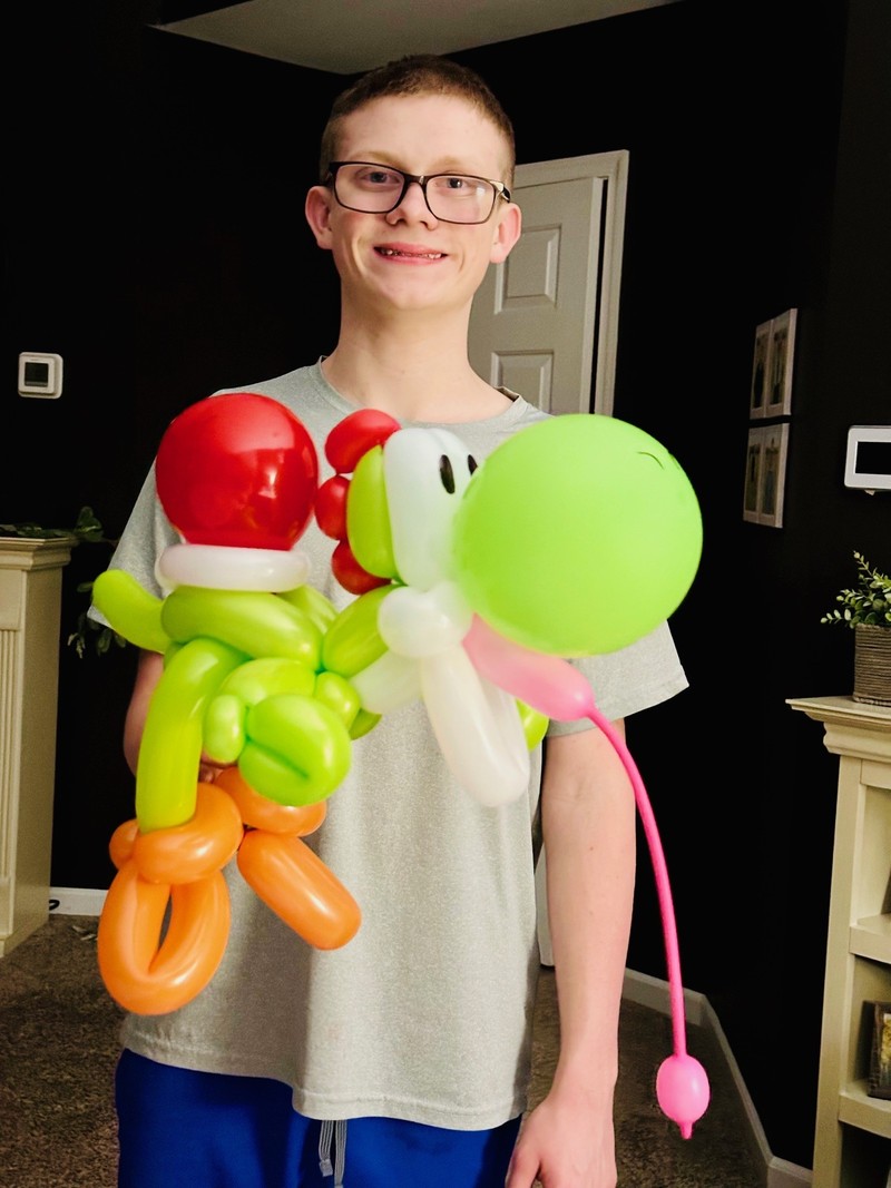 Brennan's Balloon Animals - Let's Twist!